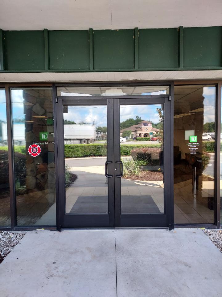 Commercial Glass Window & Door Services in Jacksonville, FL